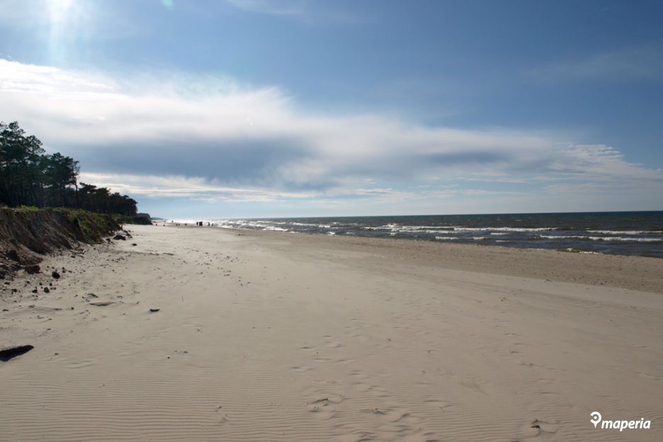 Plaża w Ostrowie, Ostrowo - Szerokie Plaże Blisko Lasu